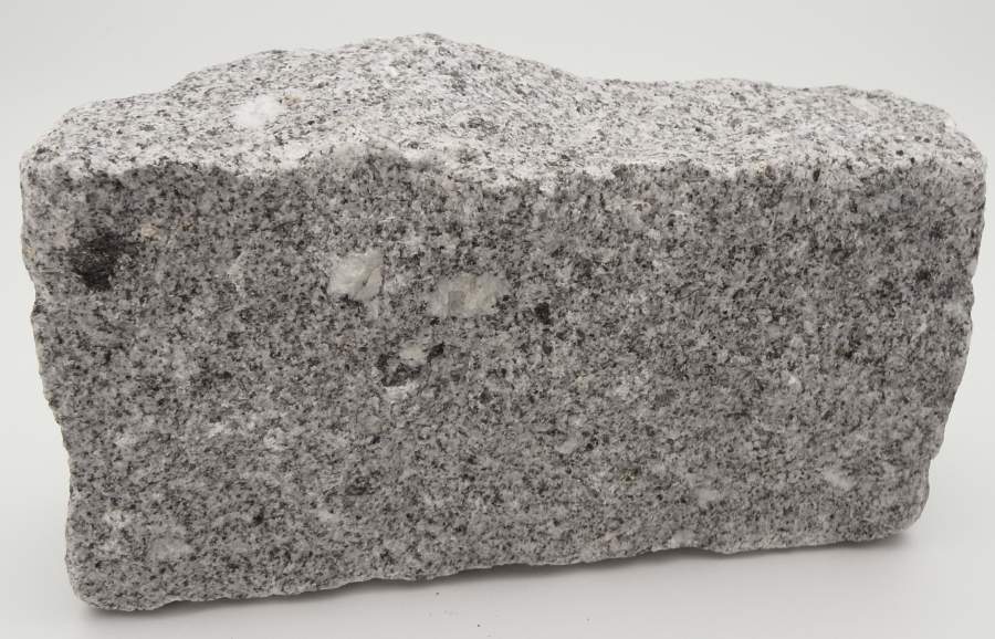 Grey granite setts in natural cropped finish per m2 | StoneYard