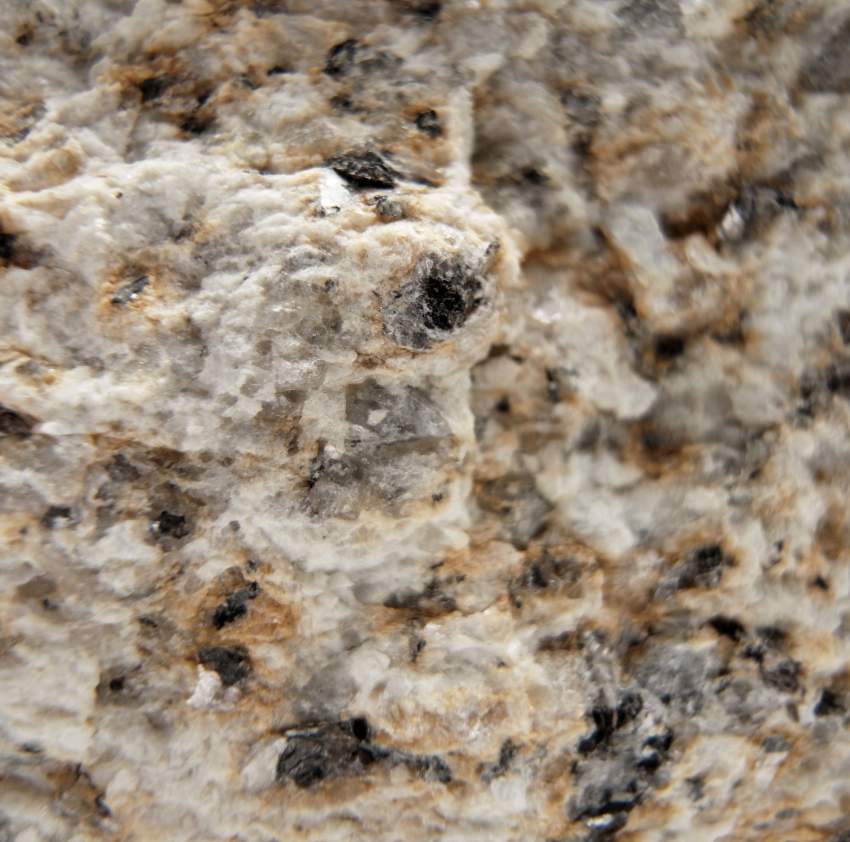 Old gold granite setts in natural cropped finish per m2 | StoneYard