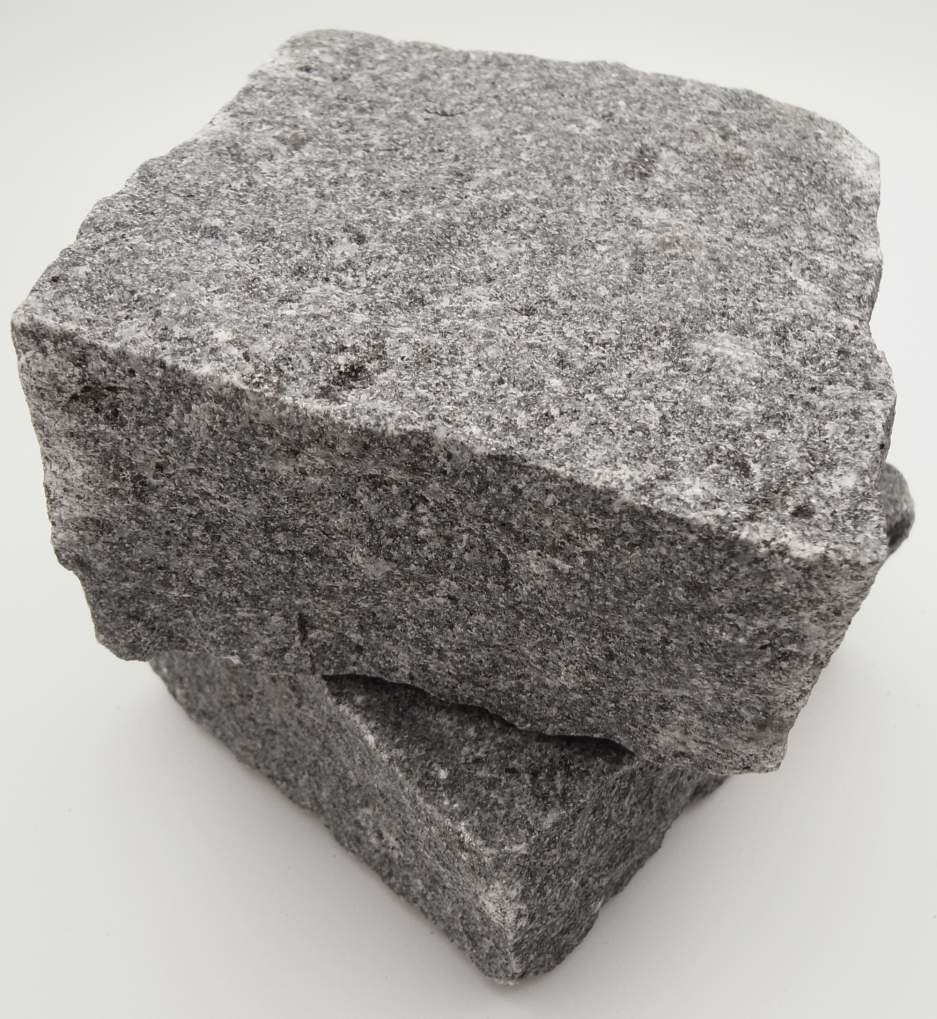 Dark grey granite setts in natural cropped finish per m2 | StoneYard