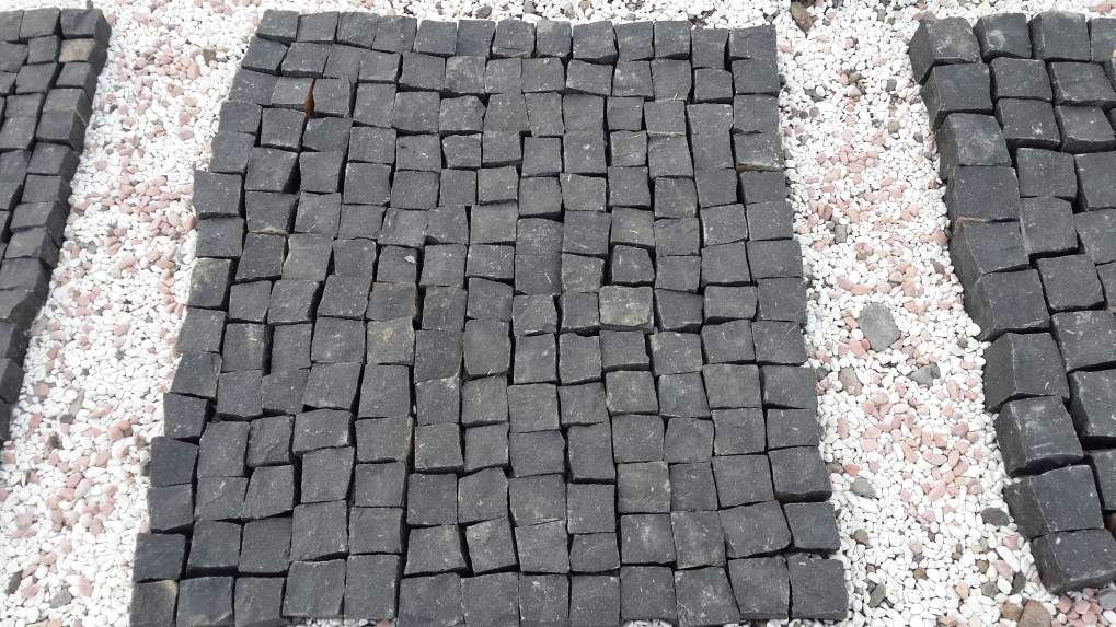 Black basalt setts in natural cropped finish | StoneYard